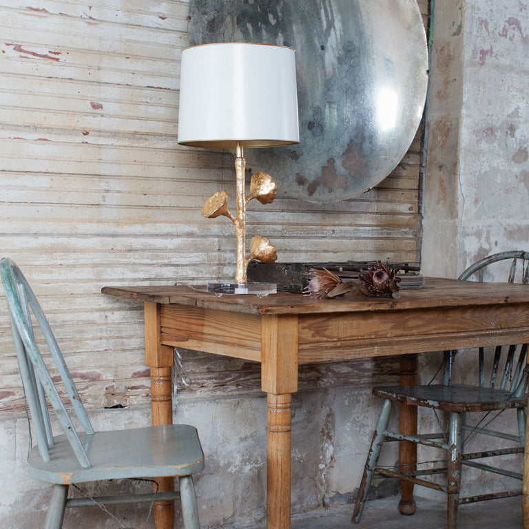 Lotus Pod Table Lamp – Stray Dog Designs